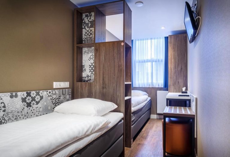10 Best Hotels In Amsterdam Red Light District in 2026