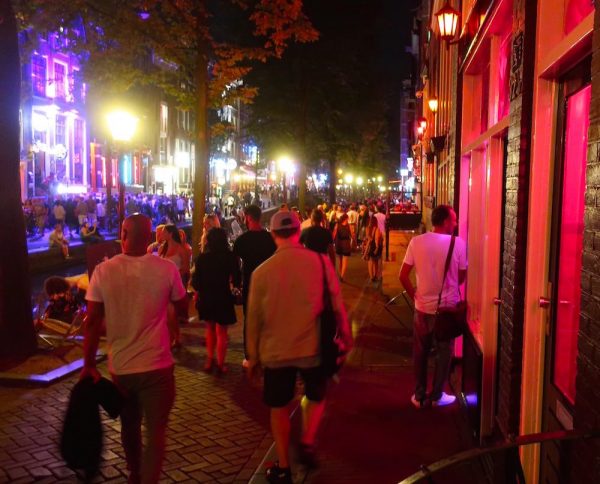 What Street Is The Red Light District in Amsterdam?
